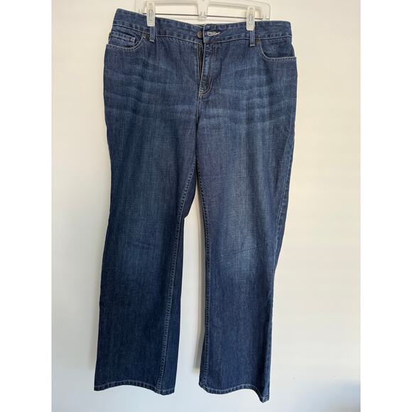 L.L. Bean | Jeans | L L Bean Womens Jeans 6 Regular Favorite Fit Curvy ...